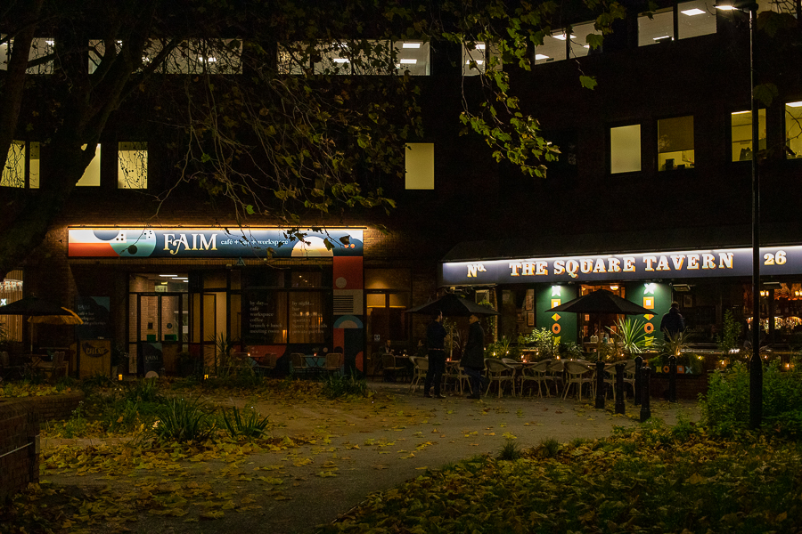 A14A5702 - Punch Pubs