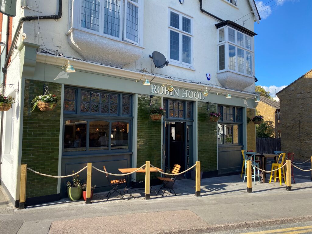 Robin hOOD sUTTON - Punch Pubs